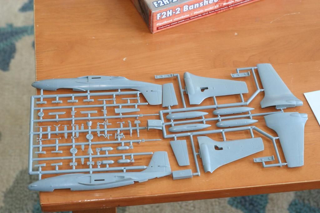 Hasegawa F9F-2 and Sword F2H-2 Banshee in 1/72 - Korean War Group Build ...